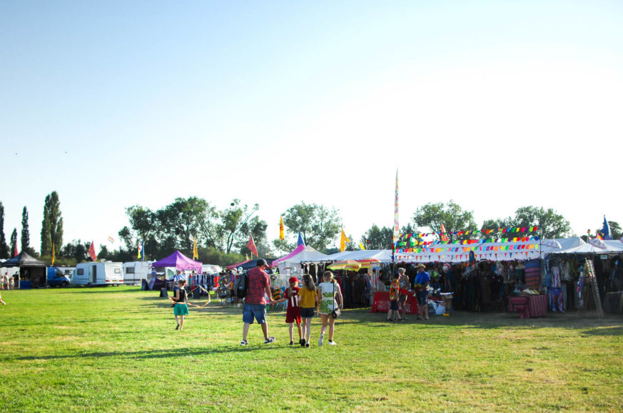 #35: Take the girls to a festival { Sunshine Festival Review ...